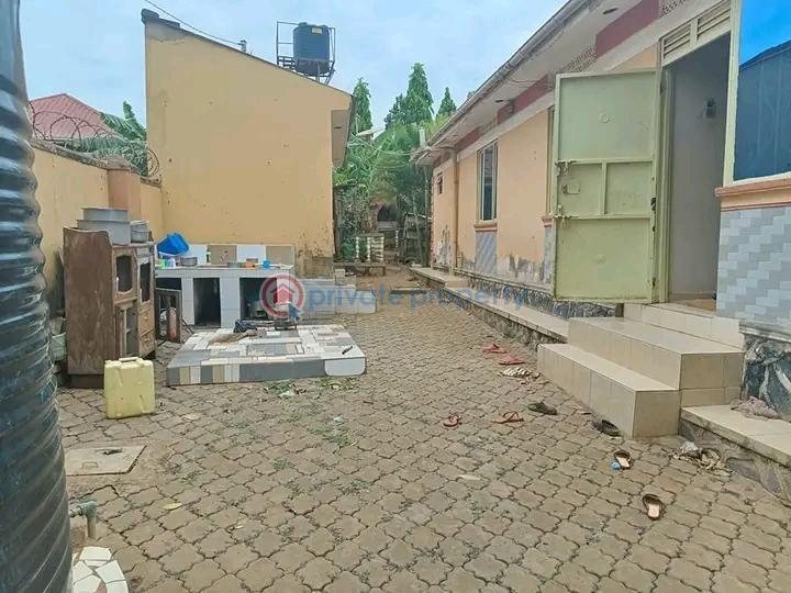 4 bedroom Villa For Sale Kira Road Kira Wakiso Central (PID: 2PABFG ...