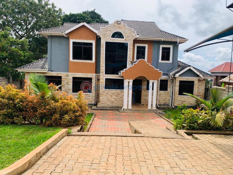 6 bedroom Villa For Sale Nakiwogo Road Katabi Wakiso Central (PID ...