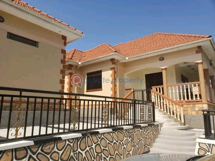 4 bedroom Bungalow For Sale Kira Wakiso Central (PID: 1PACEG) | Private ...