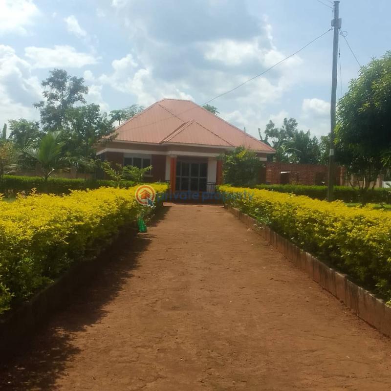 3 bedroom Bungalow For Sale Namayamba Wakiso Central (PID: 8PABVE ...