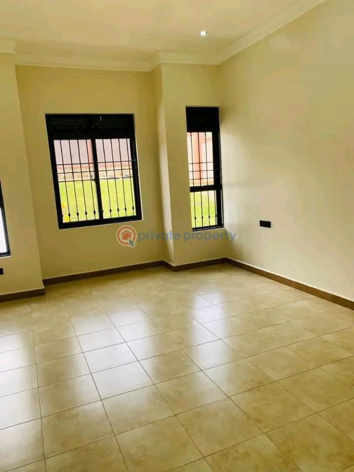 4 bedroom Bungalow For Sale Bwebajja Entebbe Road Kampala Central (PID ...